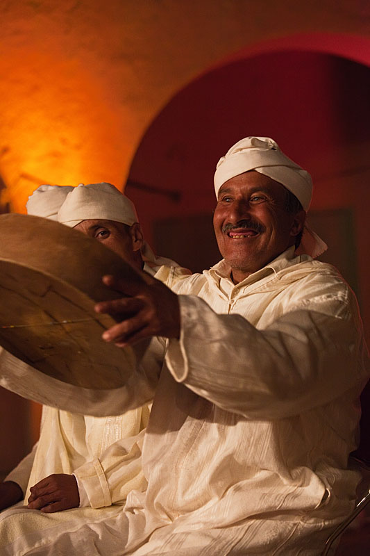 Playing the bendir Imilchil music festival Morocco
